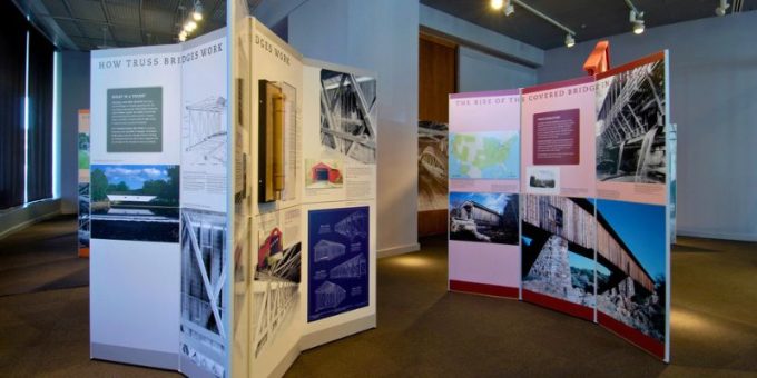 Affordable and Flexible Wall Solution for Small Exhibition Design